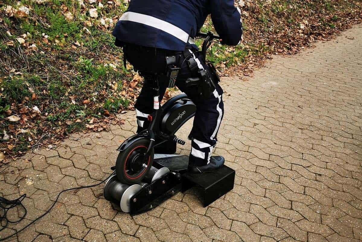 Tragiczny wypadek na hulajnodze. Nie żyje nastolatka :: Wykop.pl