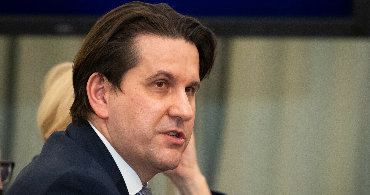 Tusk podjął decyzję. Prezes GUS odwołany :: Wykop.pl