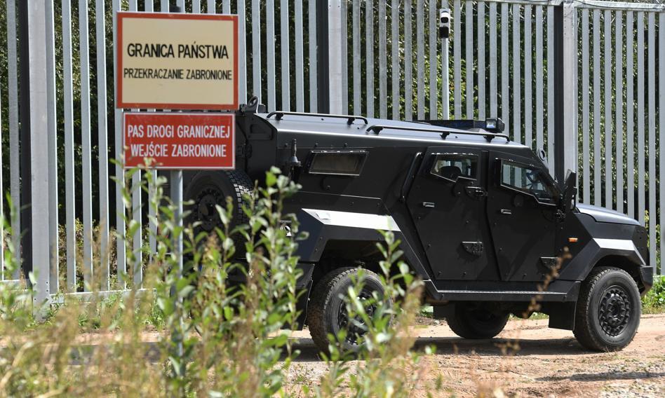 Afera wizowa. 350 tys. nieprawidłowo wydanych przez MSZ wiz. :: Wykop.pl